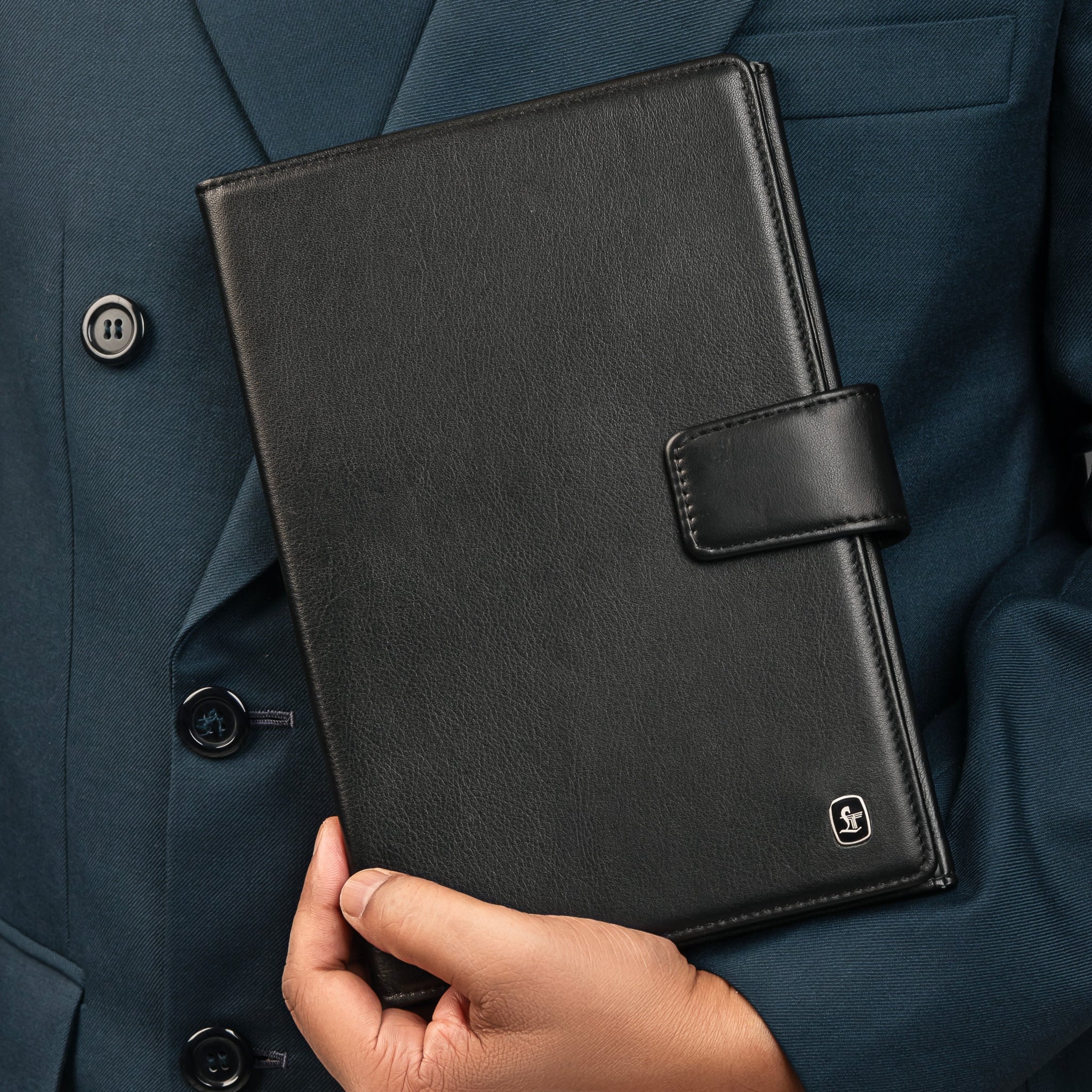 LT Smart Leather Notebook with Power Bank (5000 mAh) | Diary with Powe